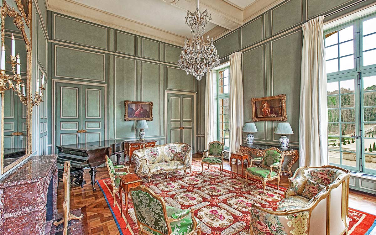 Chateau de Villette - LaCure Villas