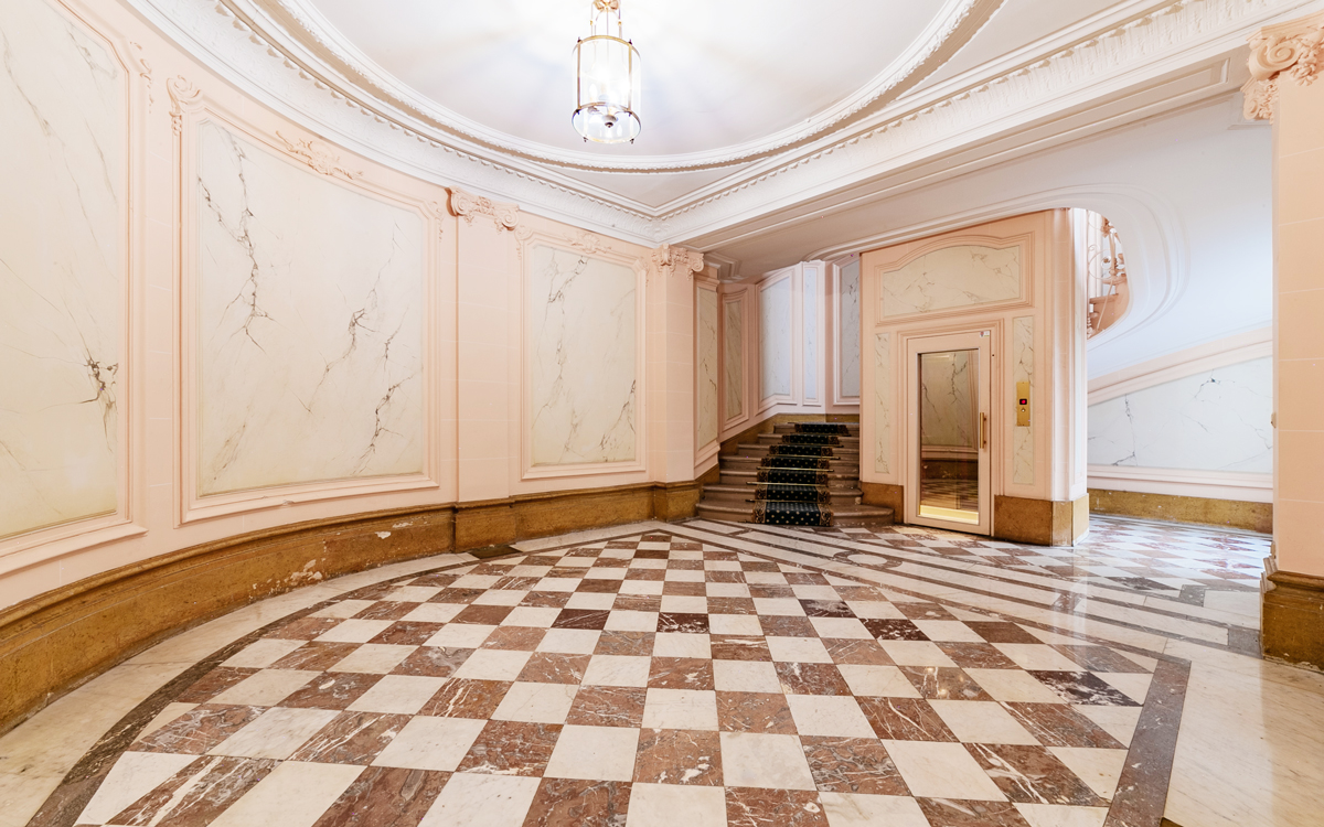 Modern Haussmann - LaCure Villas